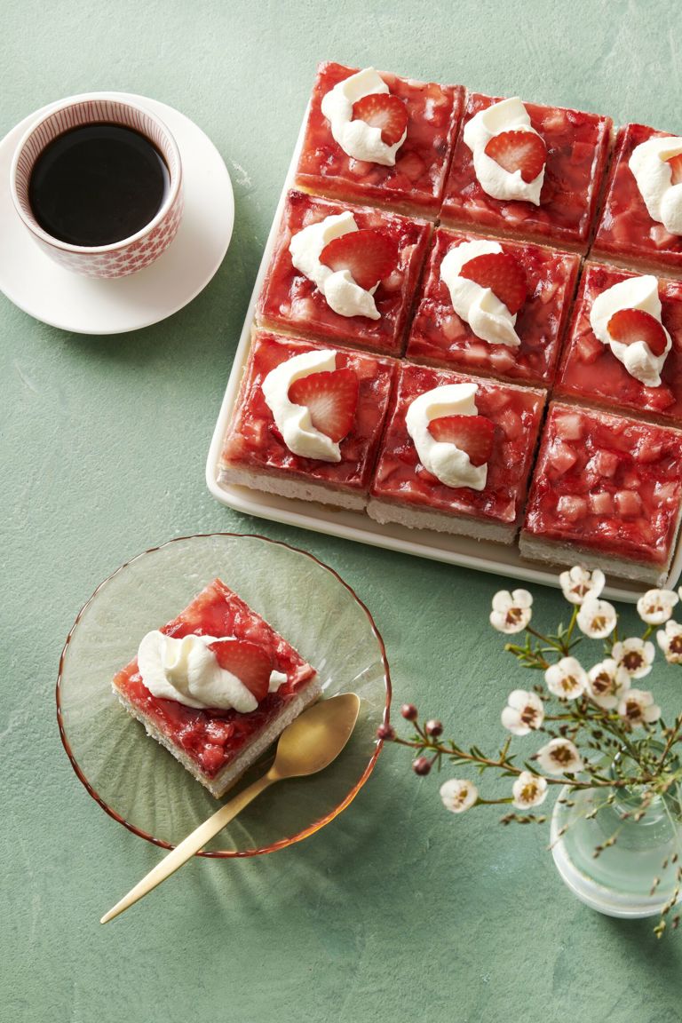 Myllyn Paras Mansikkalevykakku 1x2kg | Lantmännen Unibake